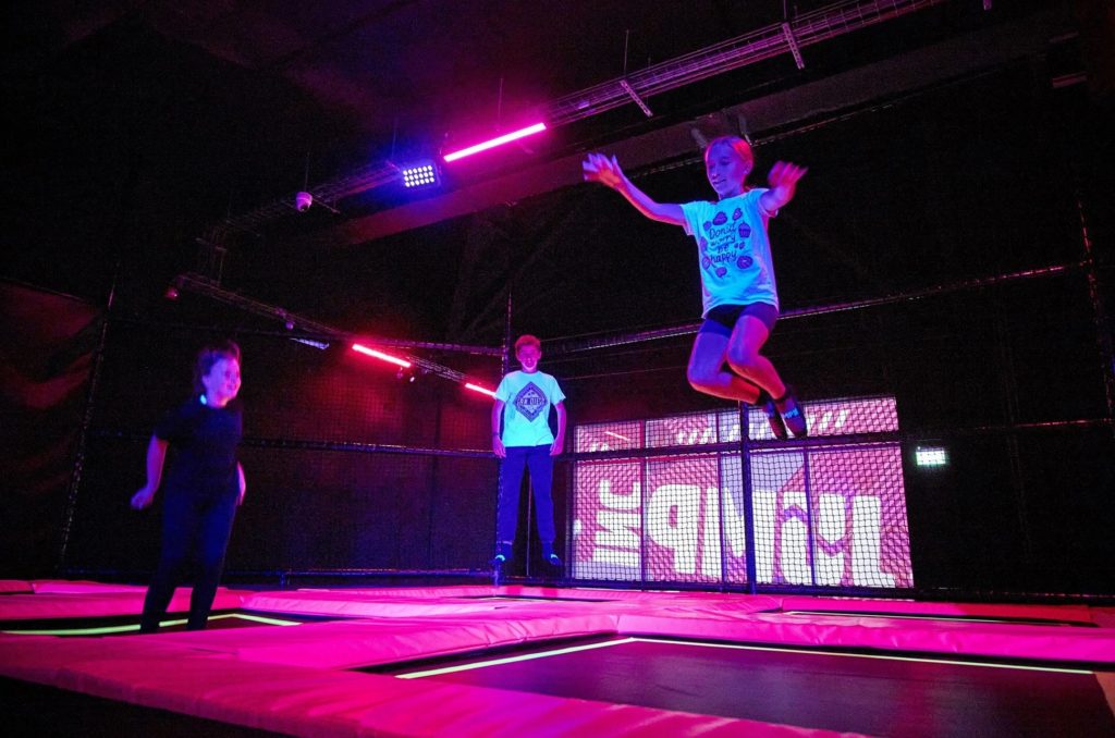 Adrenaline-filled ninja assault course opens at Flemingate as Jump Inc ...